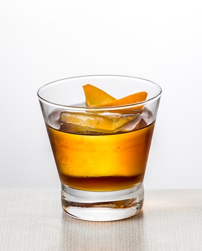 Cocktail Bar Waikiki | Vintage 1901 at Moana Surfrider